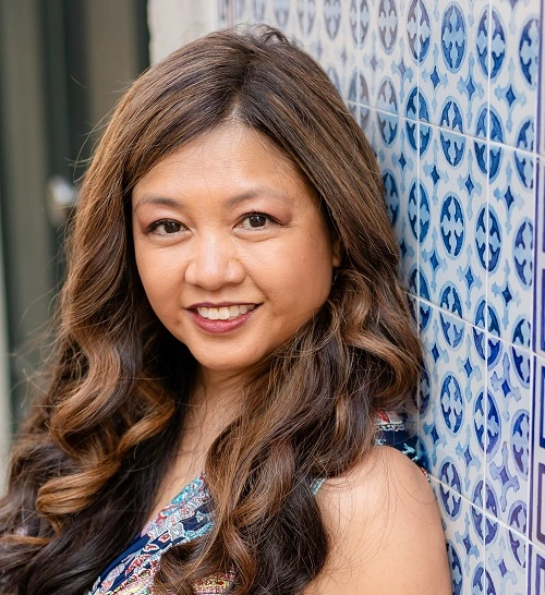 Jennifer Moore (Co-Founder & CEO) | Moore Real Estate Group